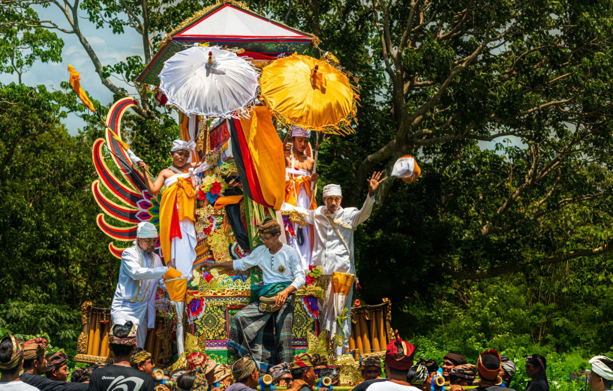 Upacara Ngaben Bali: Makna, Tradisi Sakral yang Penuh Filosofi - balinewsweek.id